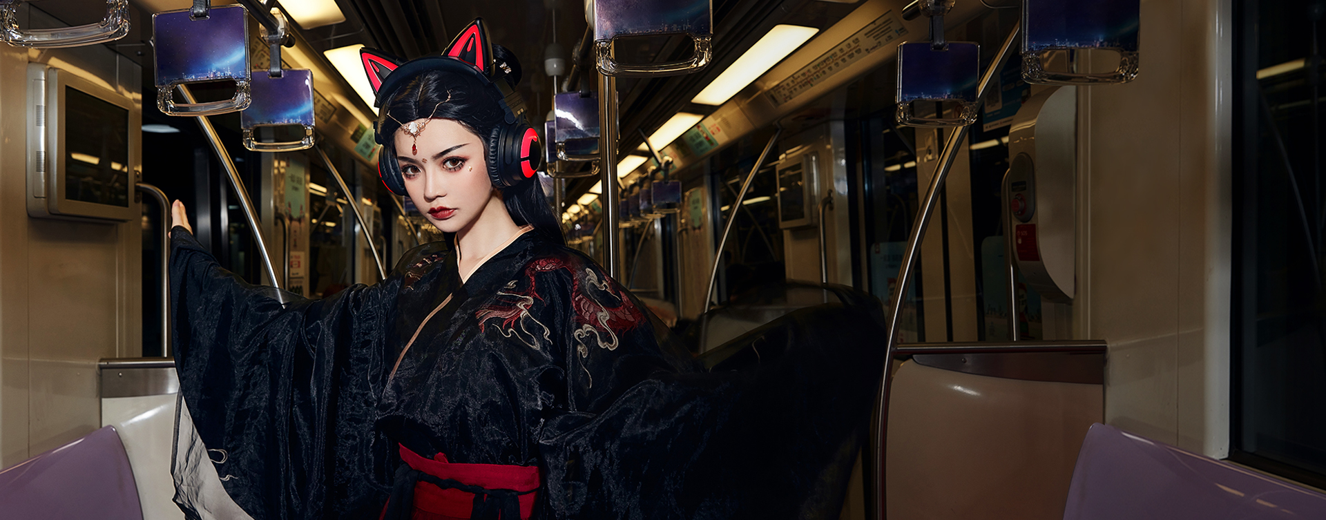 YOWU 妖舞 - 破次元壁の耳機 - Yowu Headphones/Earphones - Feel Magic